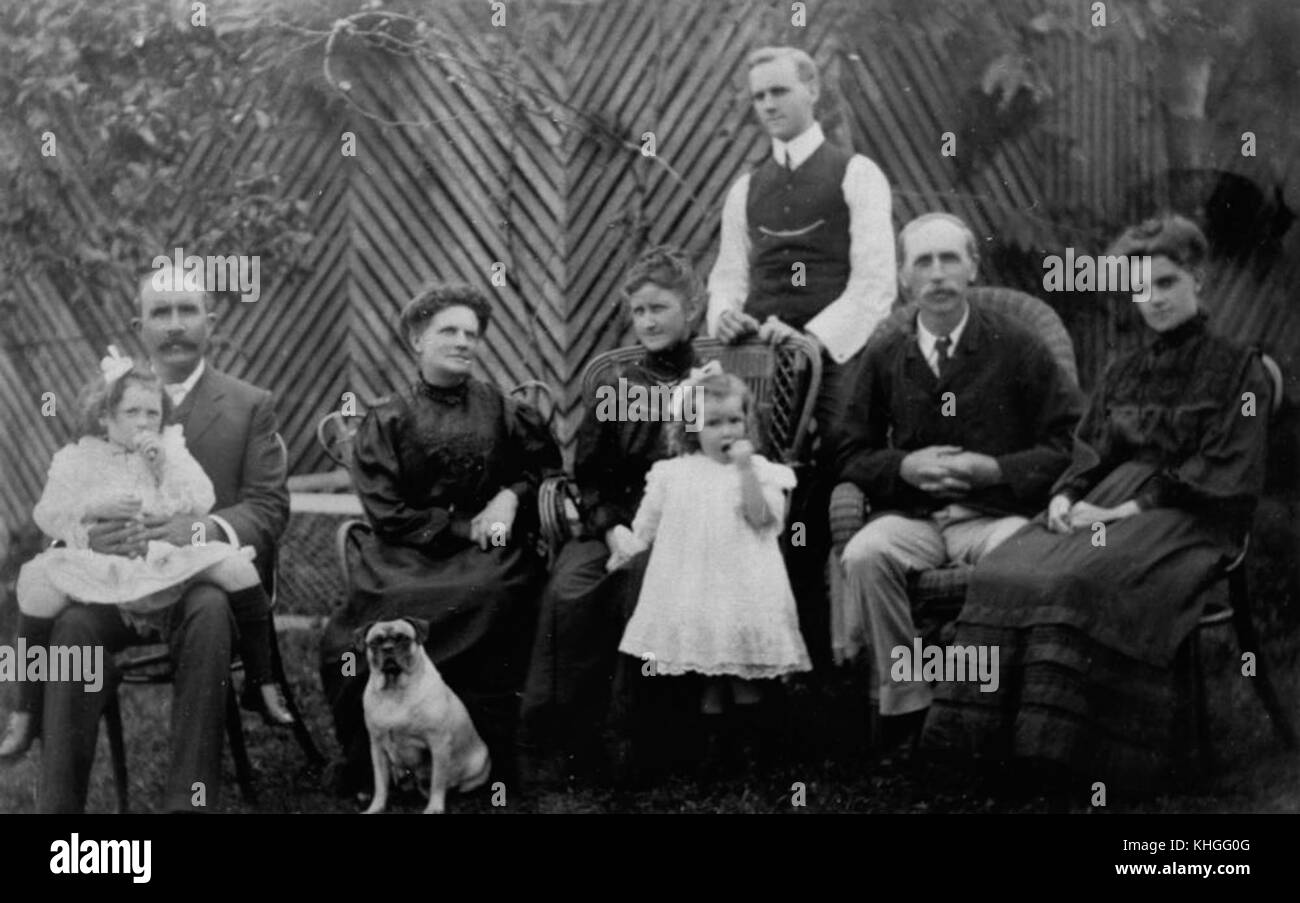 1 65419 Thomson Family Stock Photo - Alamy