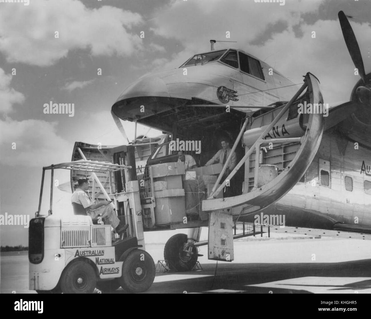 Cargo plane loading Black and White Stock Photos & Images - Alamy