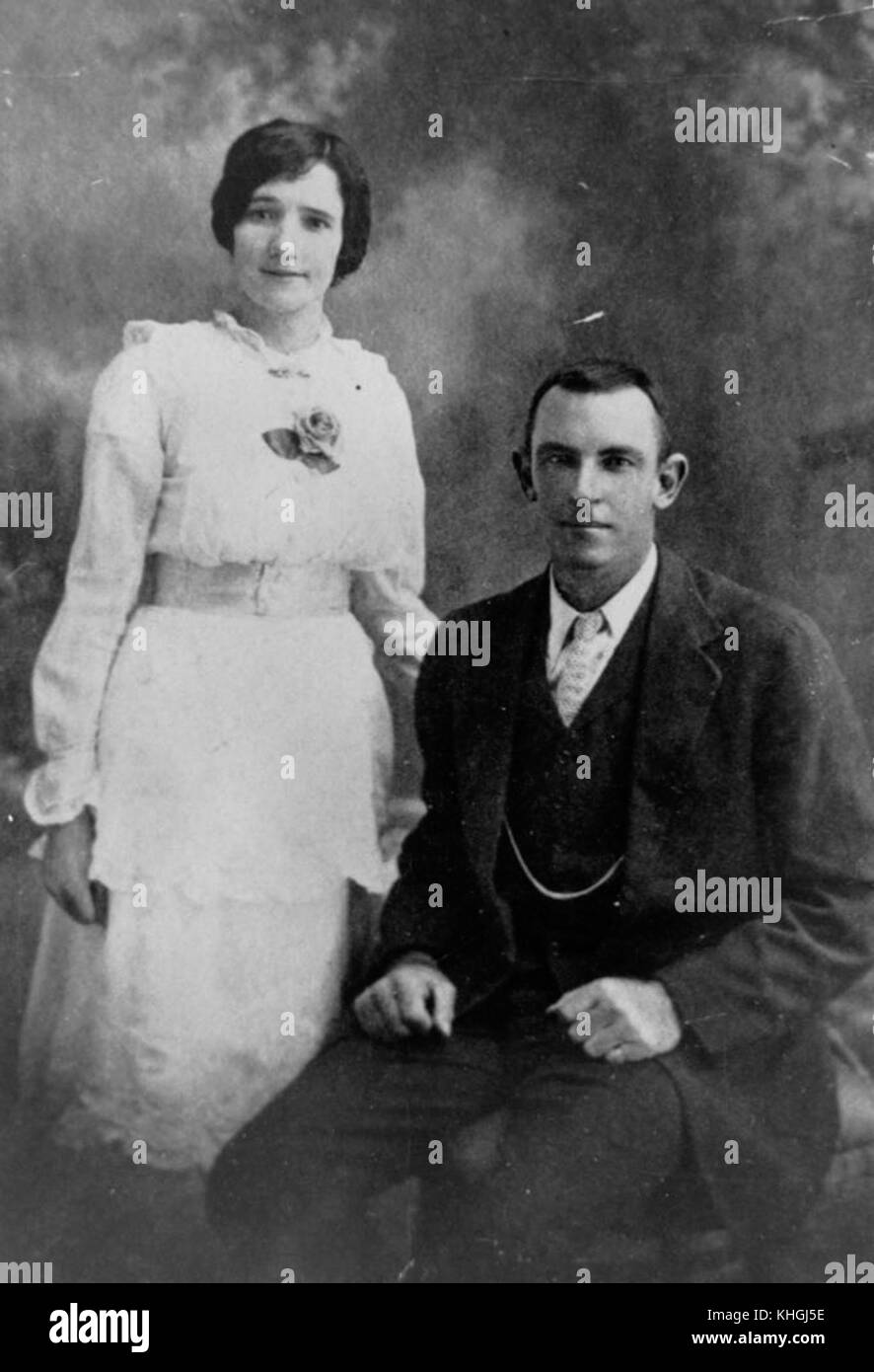 1 94052 T. G. and Lillian (nee Colman) Gillespie, ca. 1914 Stock Photo ...