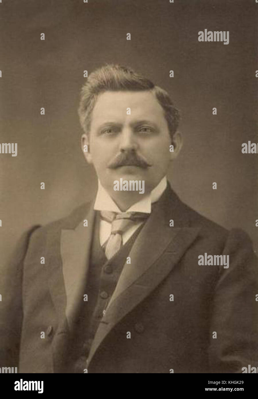 Henry Willis High Resolution Stock Photography and Images - Alamy