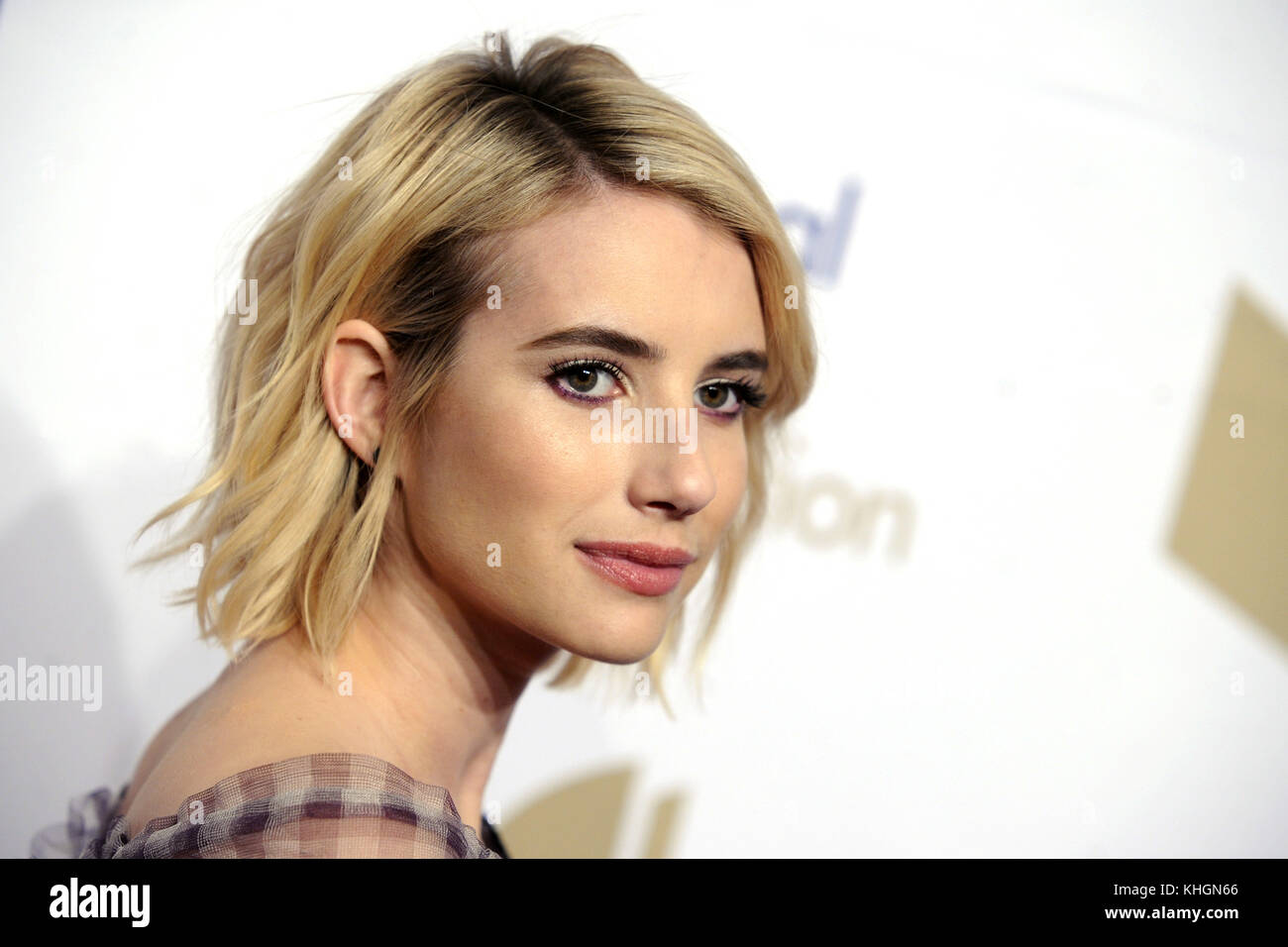 Emma roberts 2017 hi-res stock photography and images - Alamy