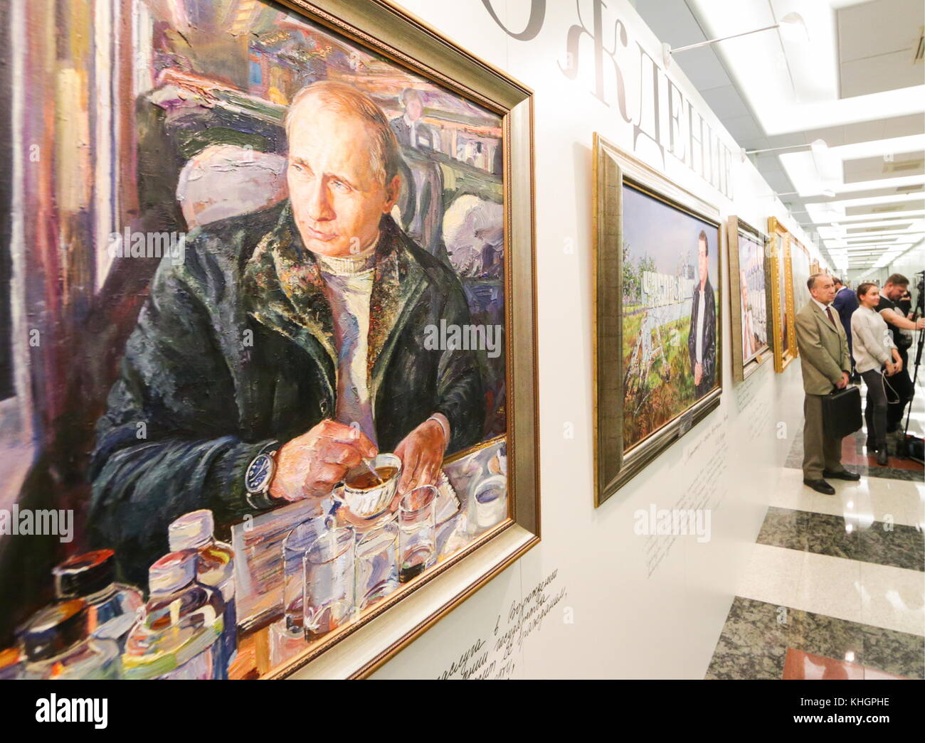 Vladimir Putin Painting High Resolution Stock Photography and Images ...