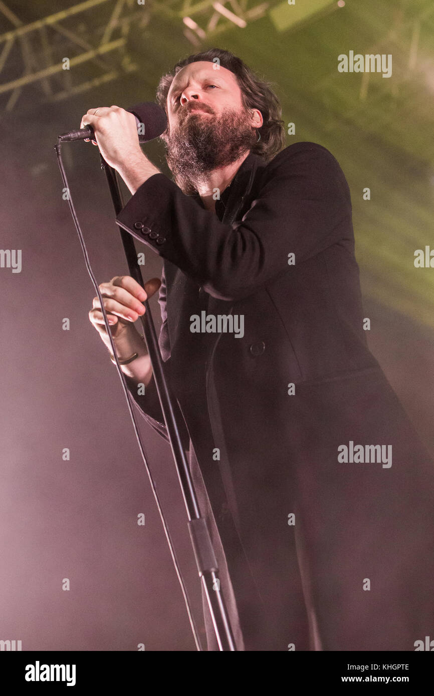 Milan, Italy. 16th Nov, 2017. The American singer-songwriter Joshua ...