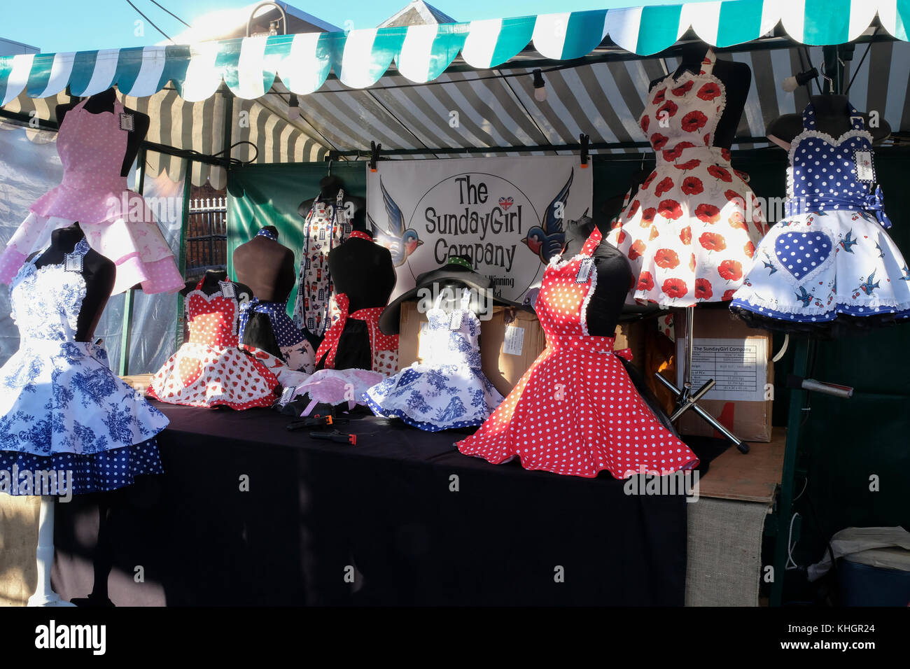 Gloucester, UK. 17th Nov, 2017. A traditional Victorian market with ...