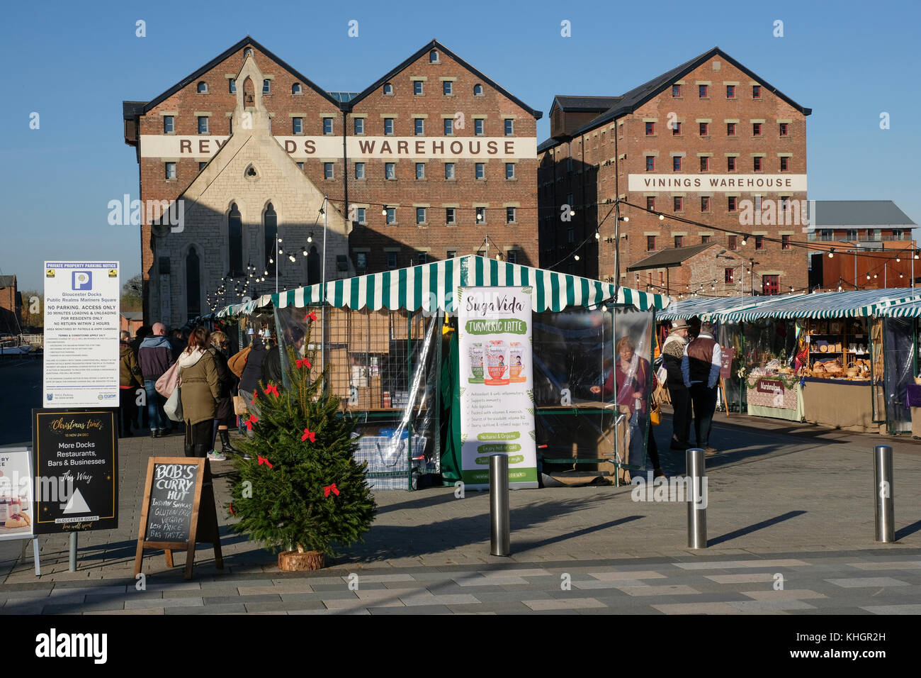 Gloucester, UK. 17th Nov, 2017. A traditional Victorian market with ...