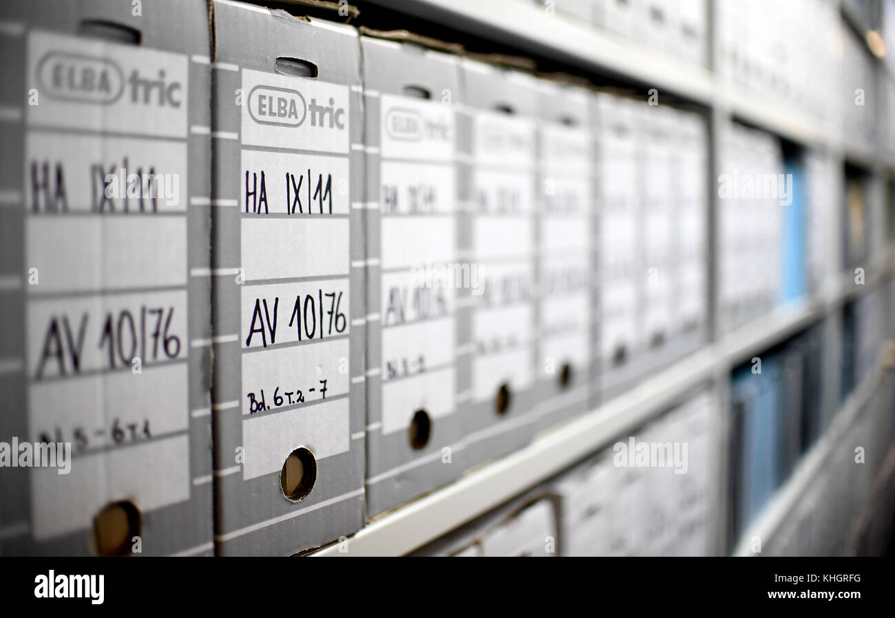 Files in the main department IX/11 (investigation of Nazi and war ...