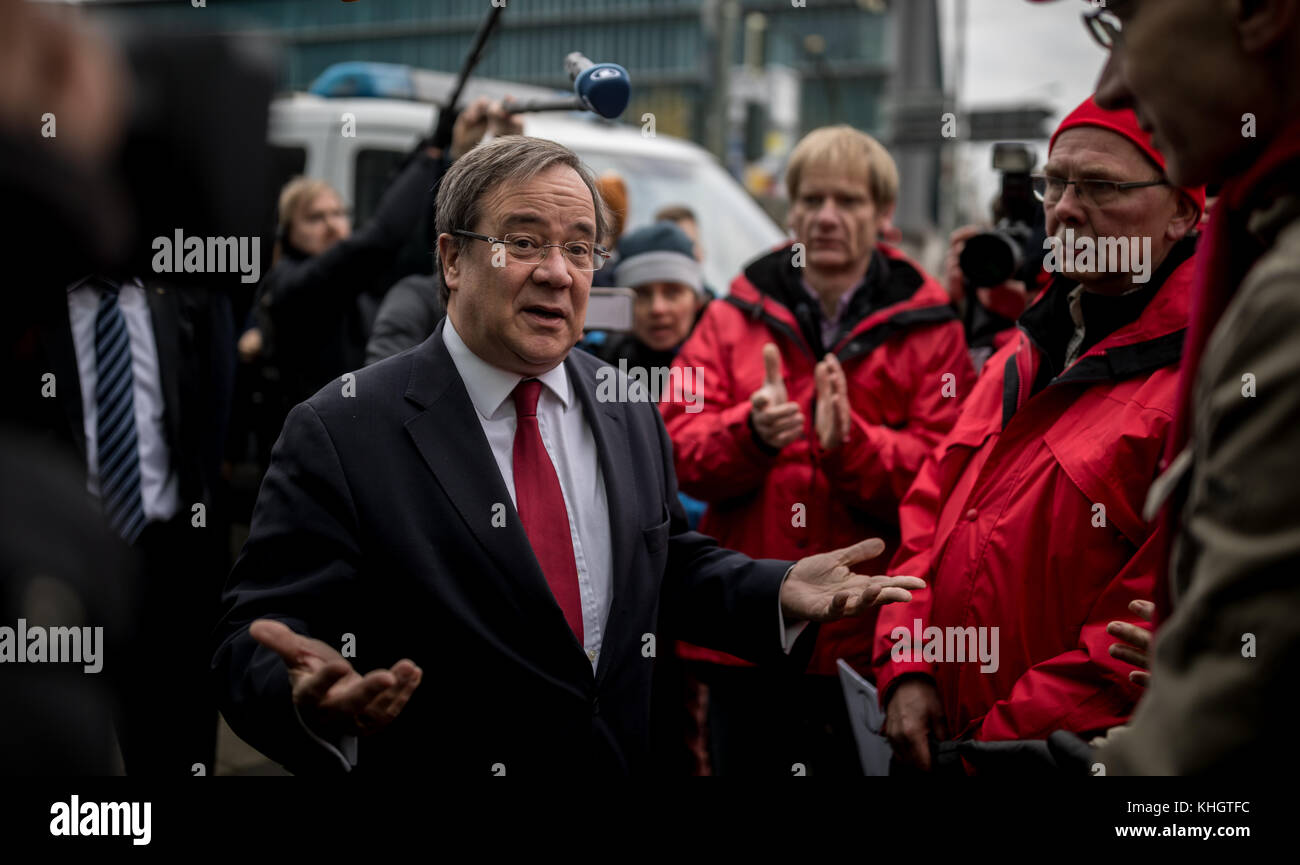 Berlin, Germany. 18th Nov, 2017. Prime minister of North Rhine ...