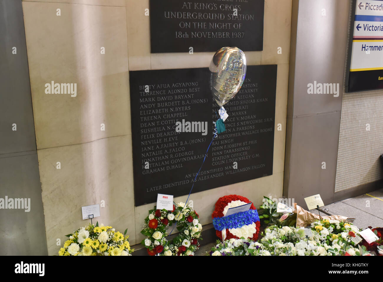 Kings cross fire 1987 hi-res stock photography and images - Alamy