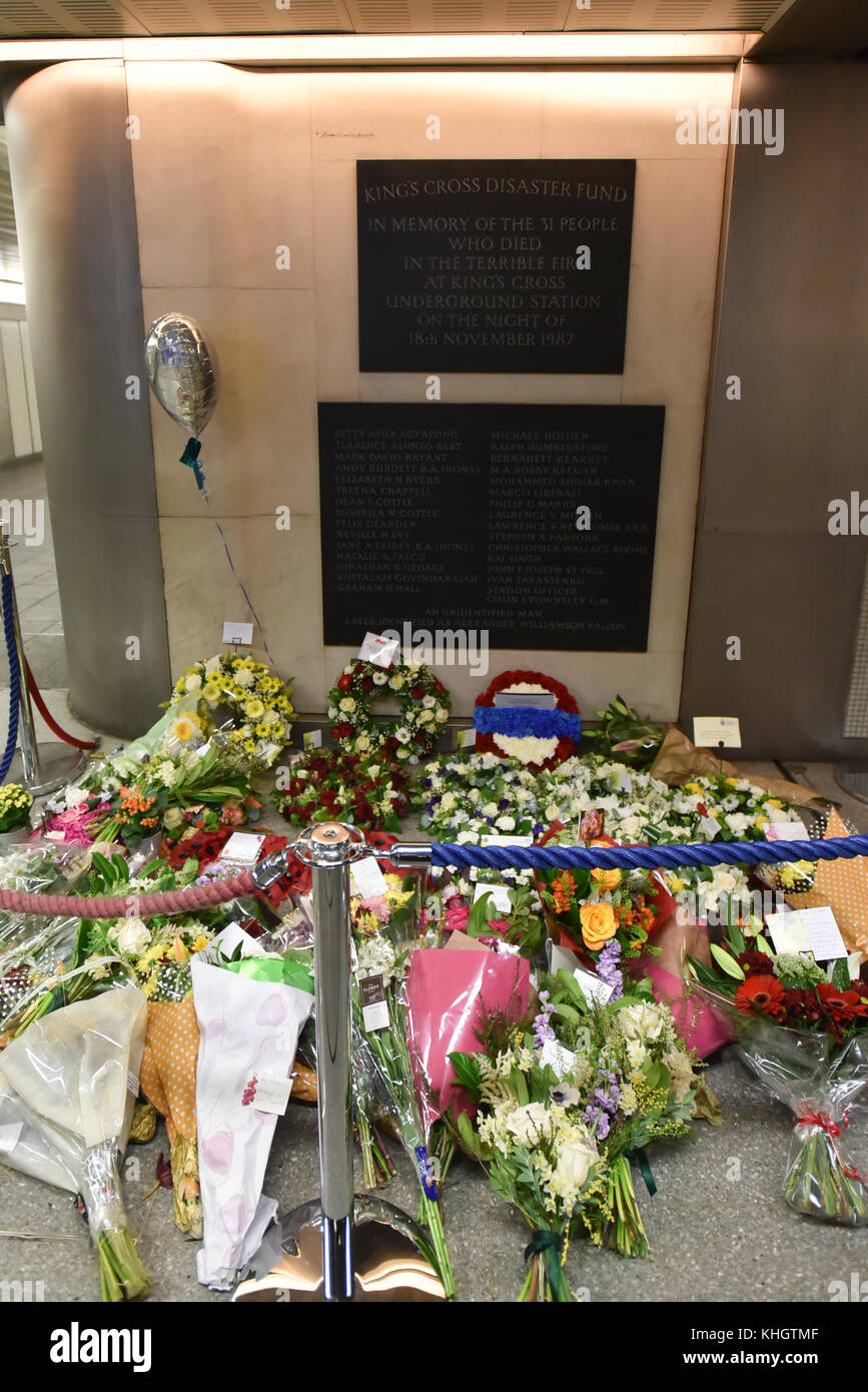 Kings cross fire 1987 hi-res stock photography and images - Alamy