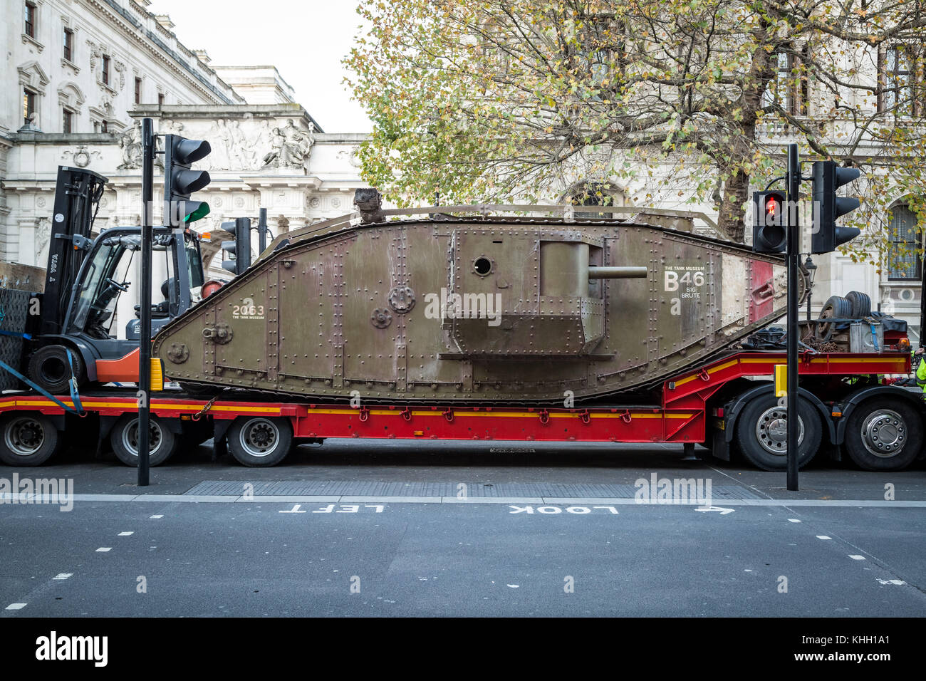 London, UK. 19th Nov, 2017. A replica First World War Mark IV tank used ...