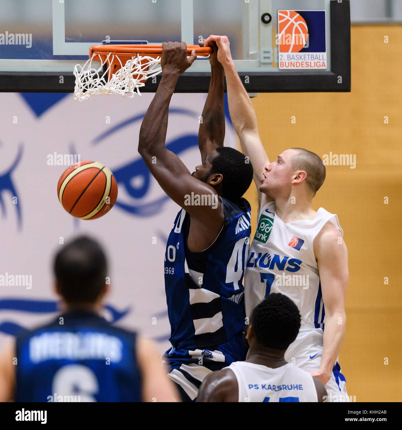 Karlsruhe, Deutschland. 19th Nov, 2017. Craig Taylor Bradshaw (Lions ...