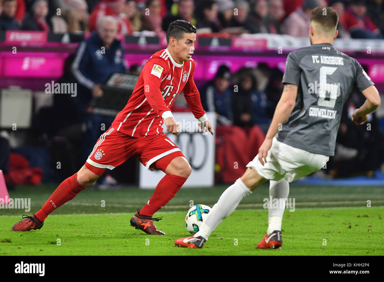James RODRIGUEZ (FC Bayern Munich), Aktion, duels versus Jeffrey ...