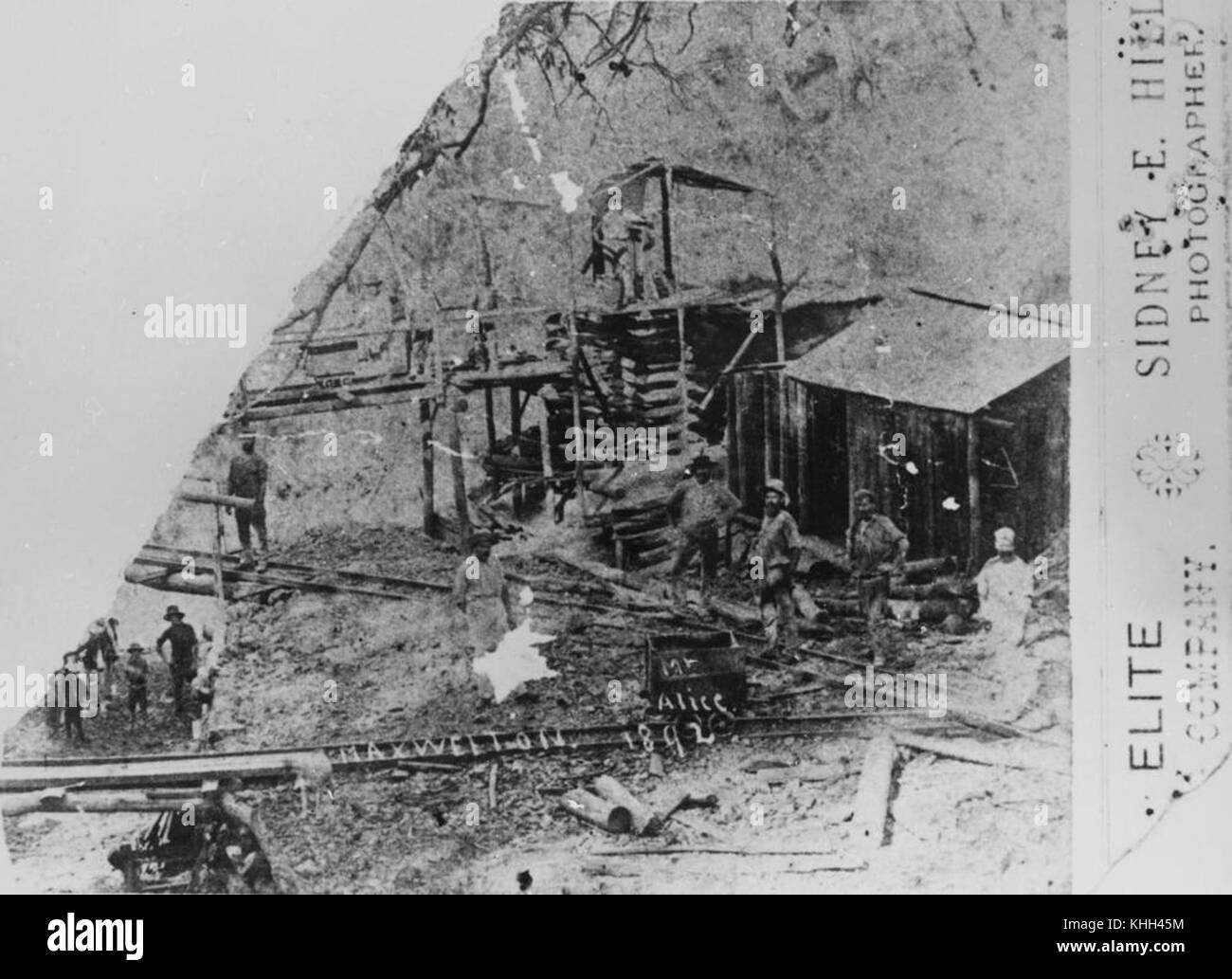 2 291083 Maxwelton Mine, Mount Alice, Queensland, 1892 Stock Photo - Alamy