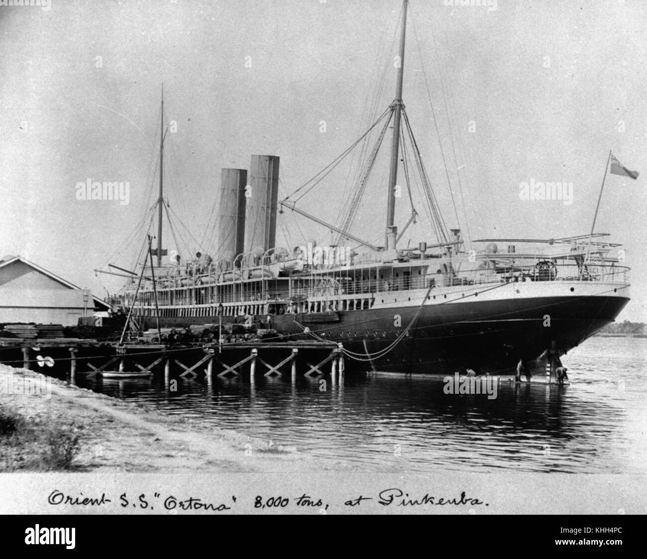 1 157625 Orient steamship line, Ortona at Pinkenba Wharf, Brisbane ...