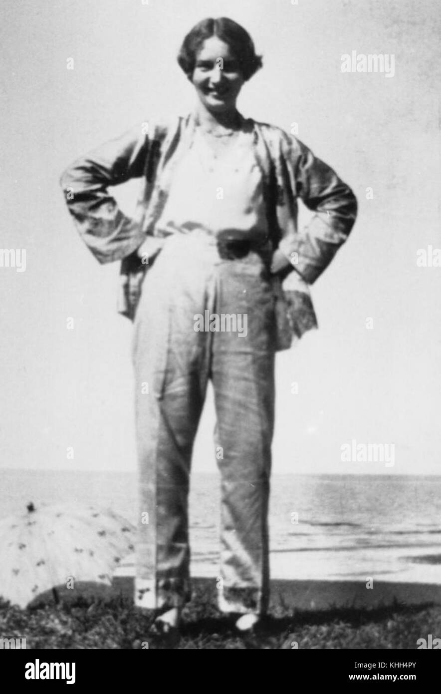 1 197511 Woman posing at the seaside in her beach pyjamas, 1930-1940 ...
