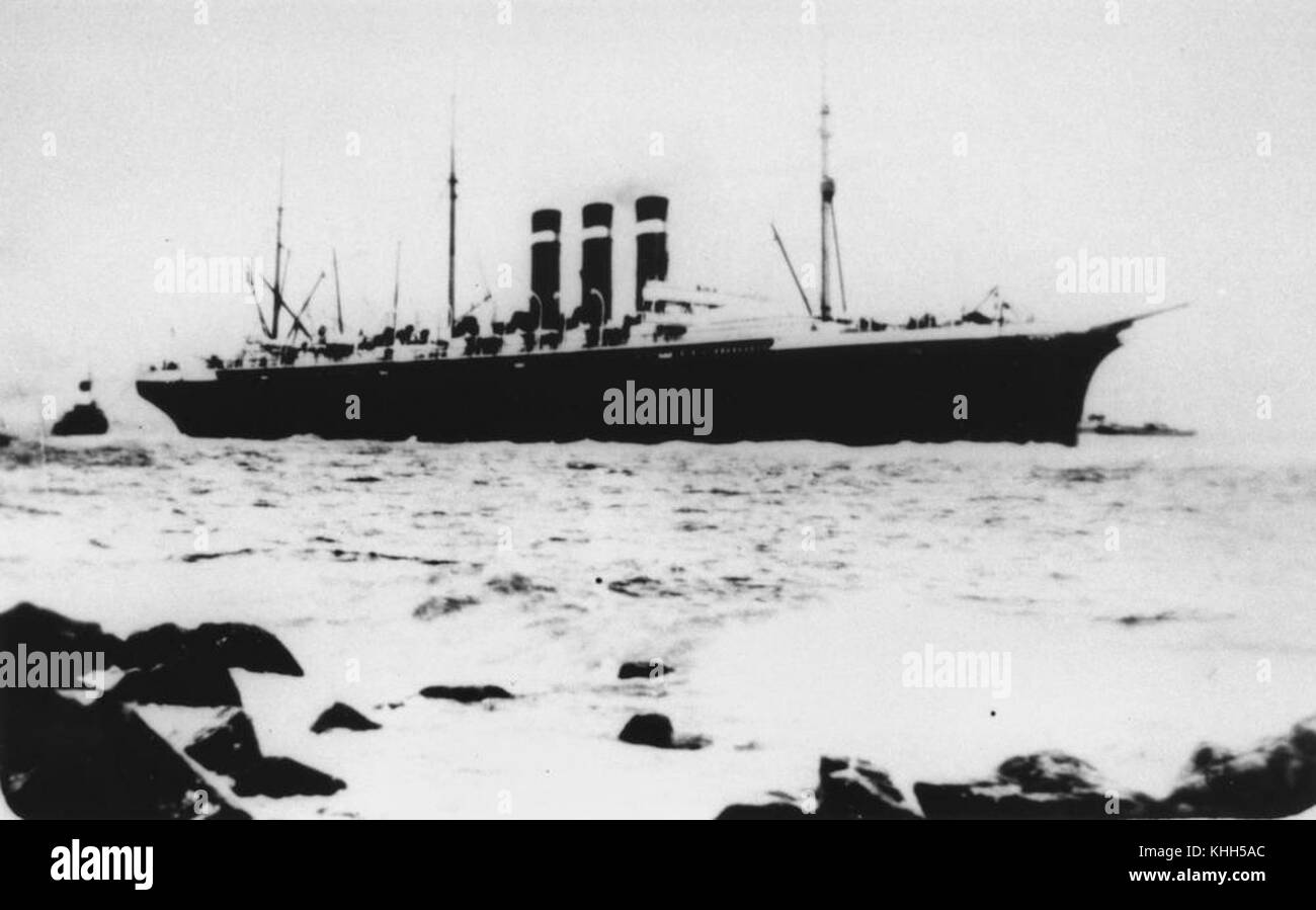 1 172319 Paris (ship Stock Photo - Alamy