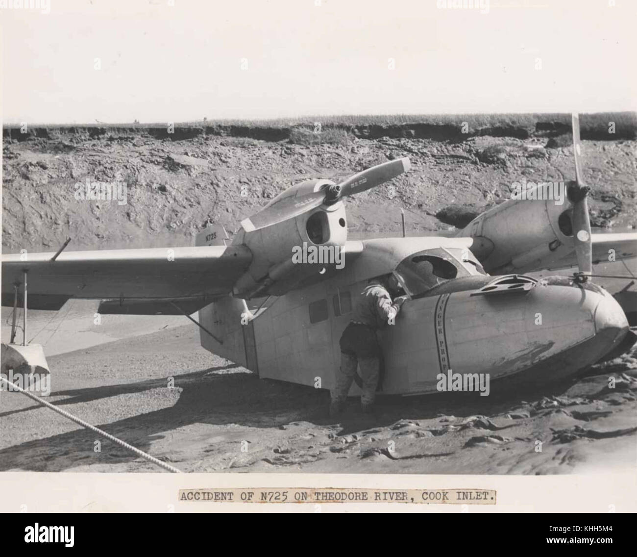 Accident of n725 aircraft on theodore river cook inlet Stock Photo - Alamy