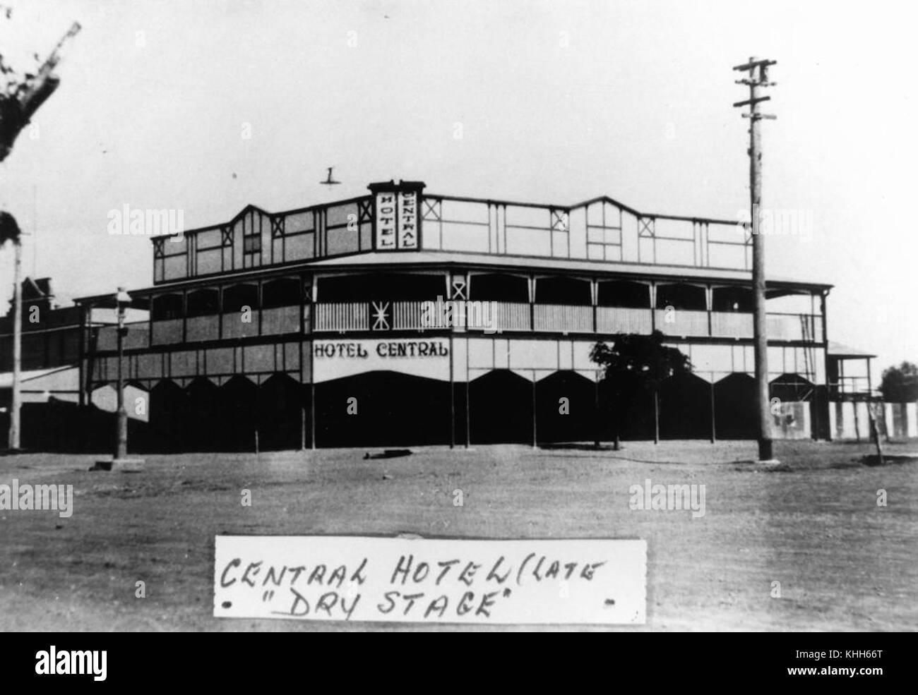 1 91612 Central Hotel at Winton, ca. 1930 Stock Photo - Alamy