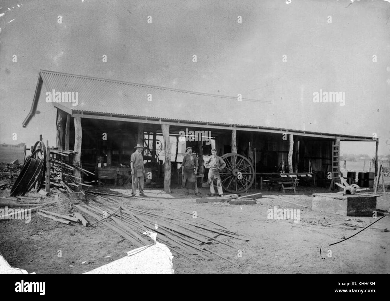 Blacksmith early 1900s hi-res stock photography and images - Alamy