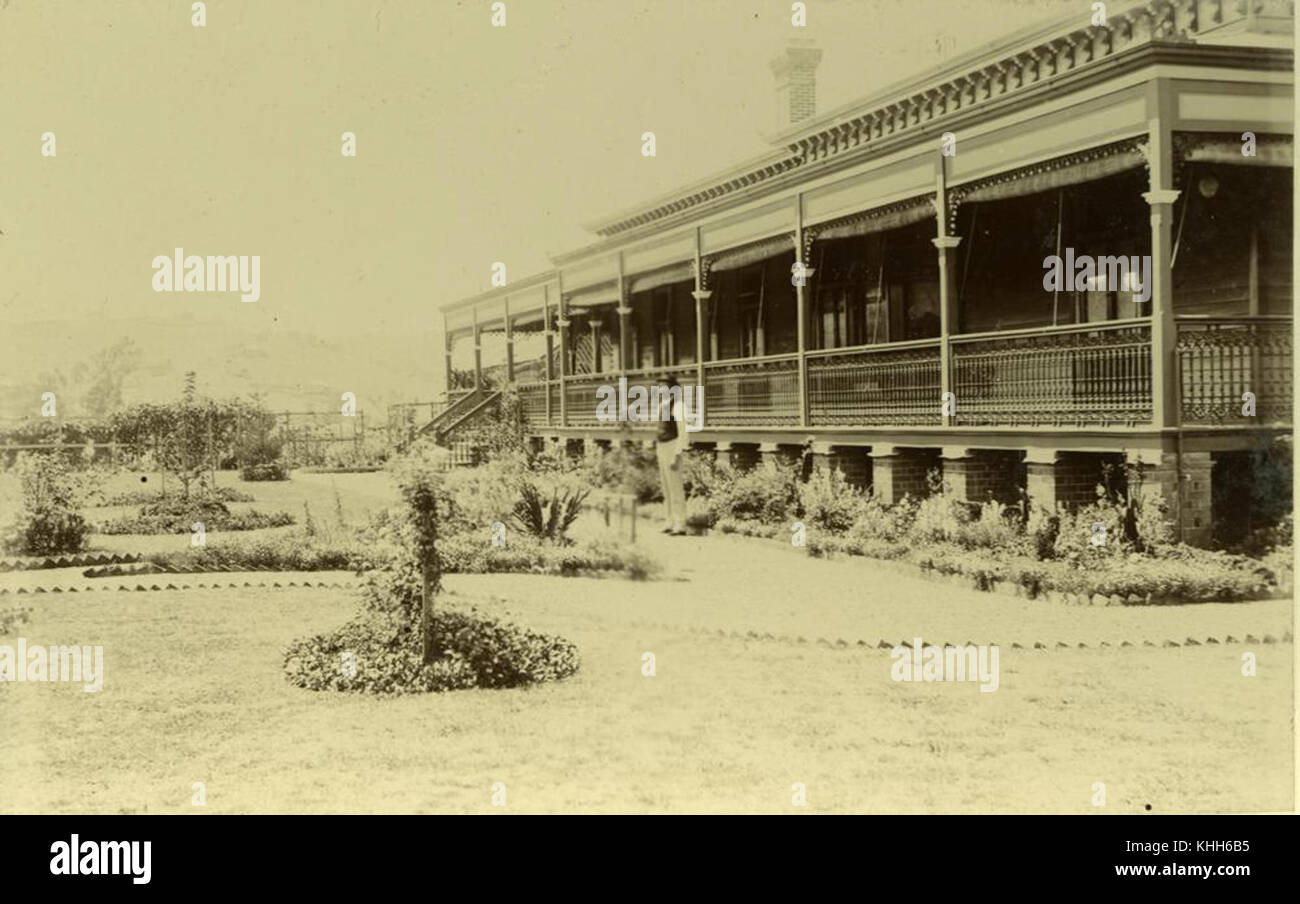 Historic private gardens hi-res stock photography and images - Alamy
