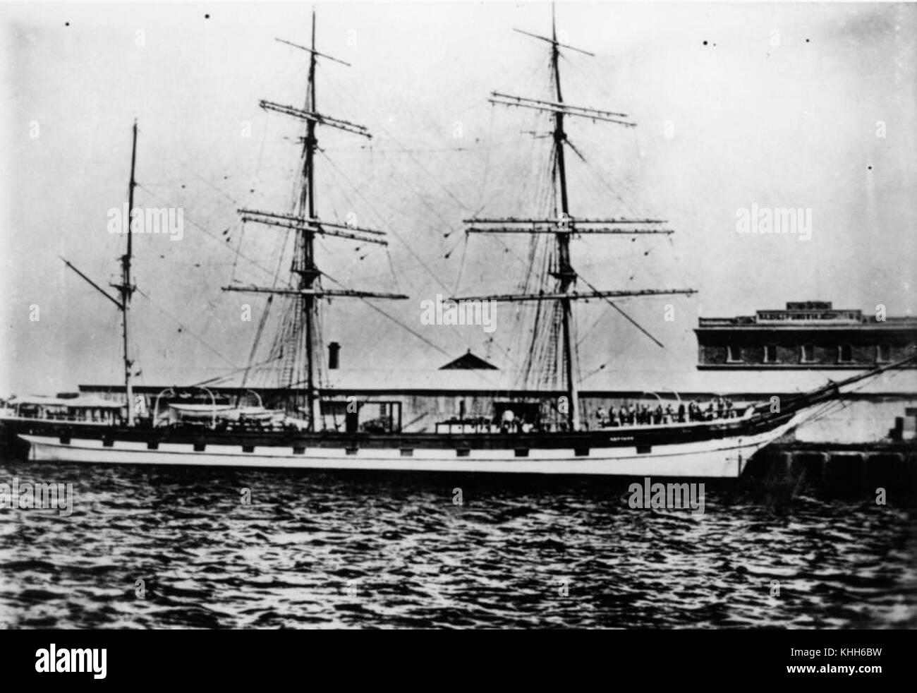 Ship liner boat hi-res stock photography and images - Alamy