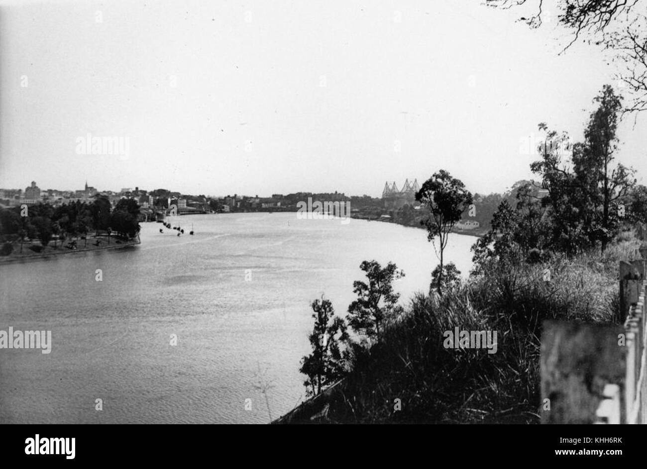 2 169435 View of Brisbane and the Story Bridge from the Kangaroo Point ...