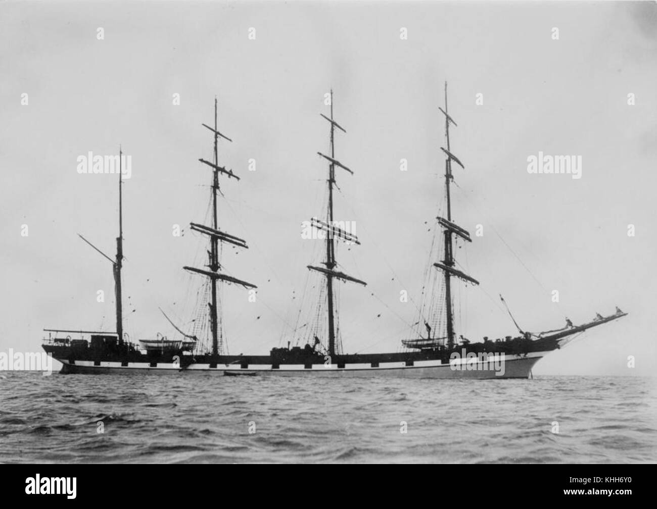 18th century british vessel hi-res stock photography and images - Alamy