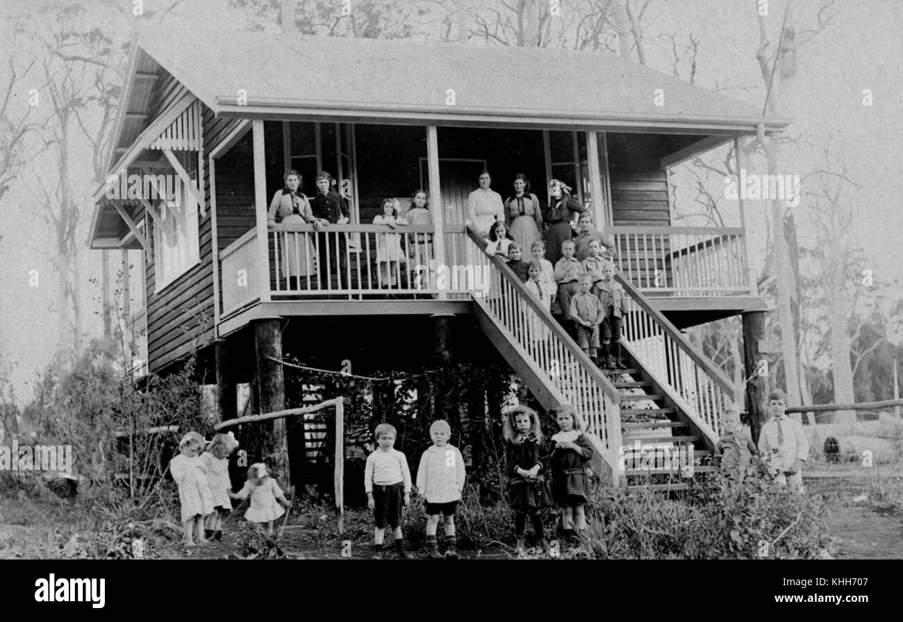 2 196923 Unidentified school in the Albert Shire, Queensland, 1910-1920 ...