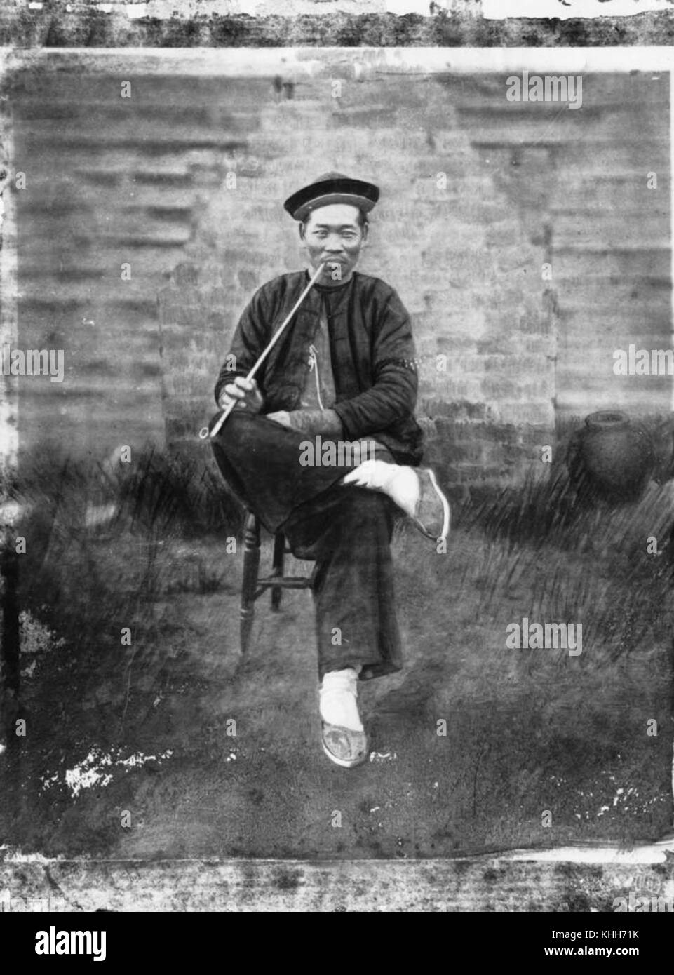2 112204 Portrait of a man with a pipe, 1860-1870 Stock Photo - Alamy