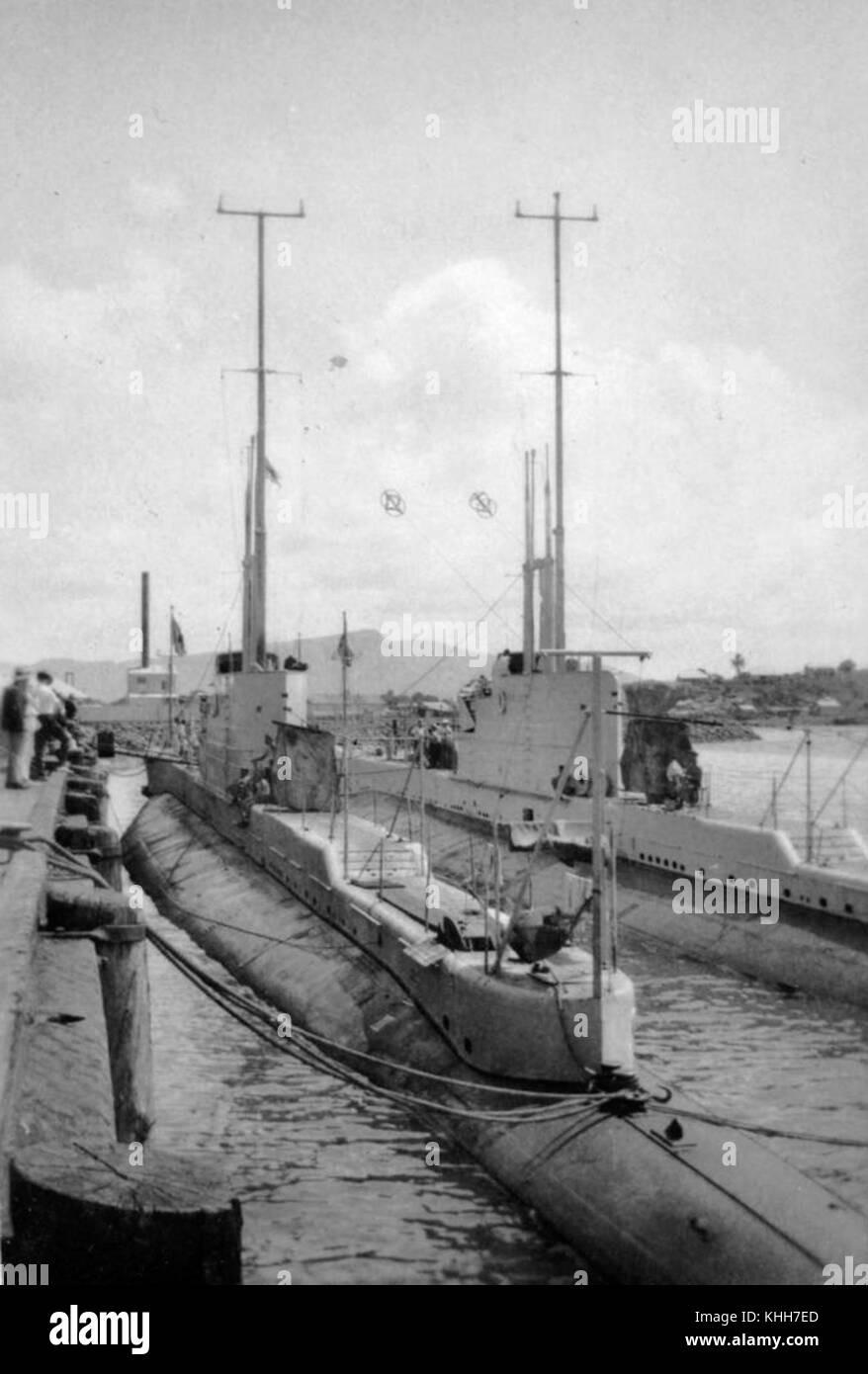 2 247194 Australian Royal Navy submarines, Otway and Oxley anchored at ...