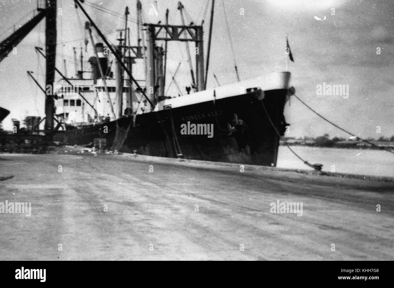 Reef exploration Black and White Stock Photos & Images - Alamy