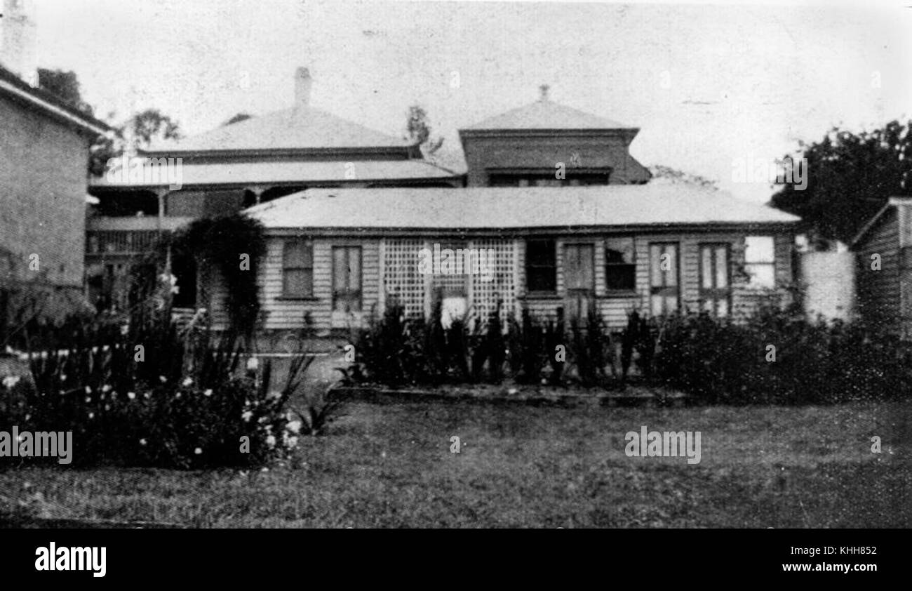 Servant quarters hi-res stock photography and images - Alamy