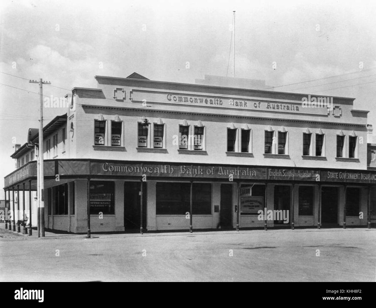 Historic commonwealth bank building hi-res stock photography and images ...