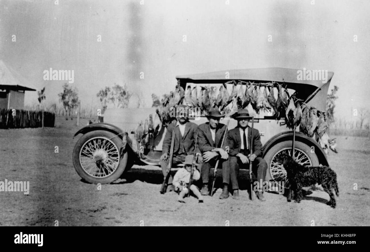 2 131319 Hunting group with game Stock Photo - Alamy