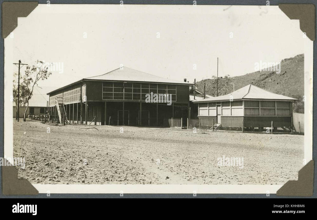 2 242589 Mess building beside the Mount Isa Mines manager's house ...