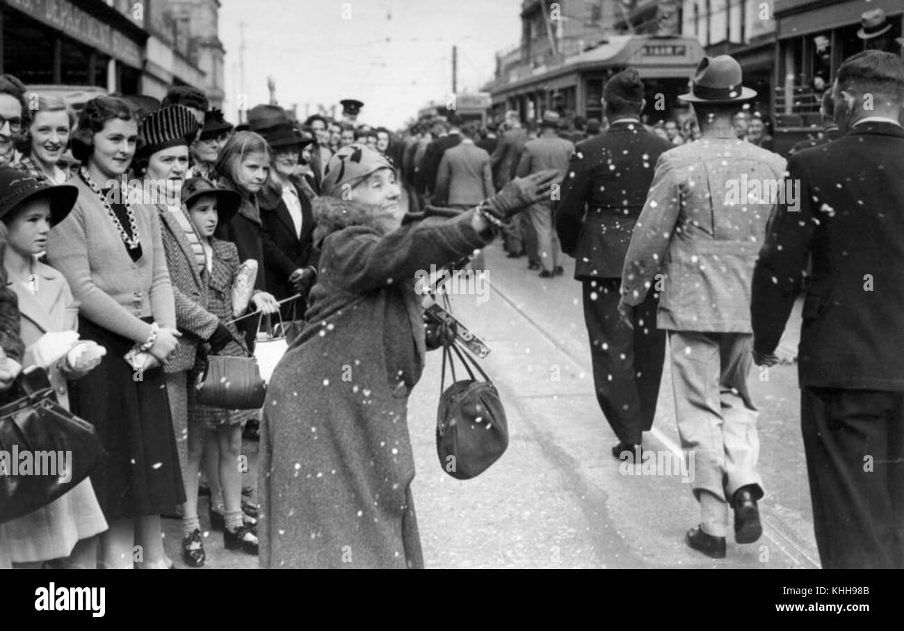 1 44147 RAAF recruits marching in Queen Street, Brisbane, 1940 Stock ...