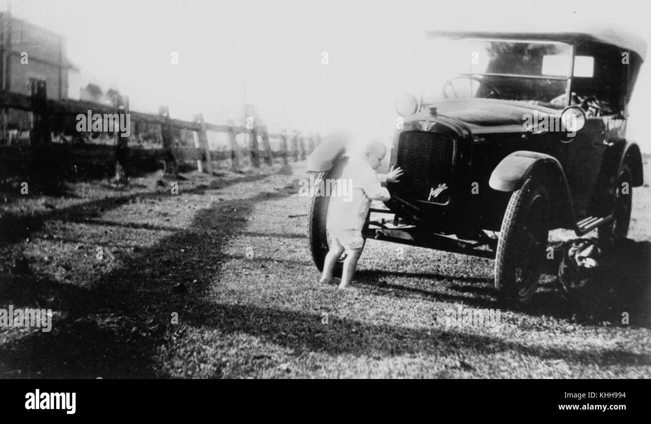 Baby austin hi-res stock photography and images - Alamy