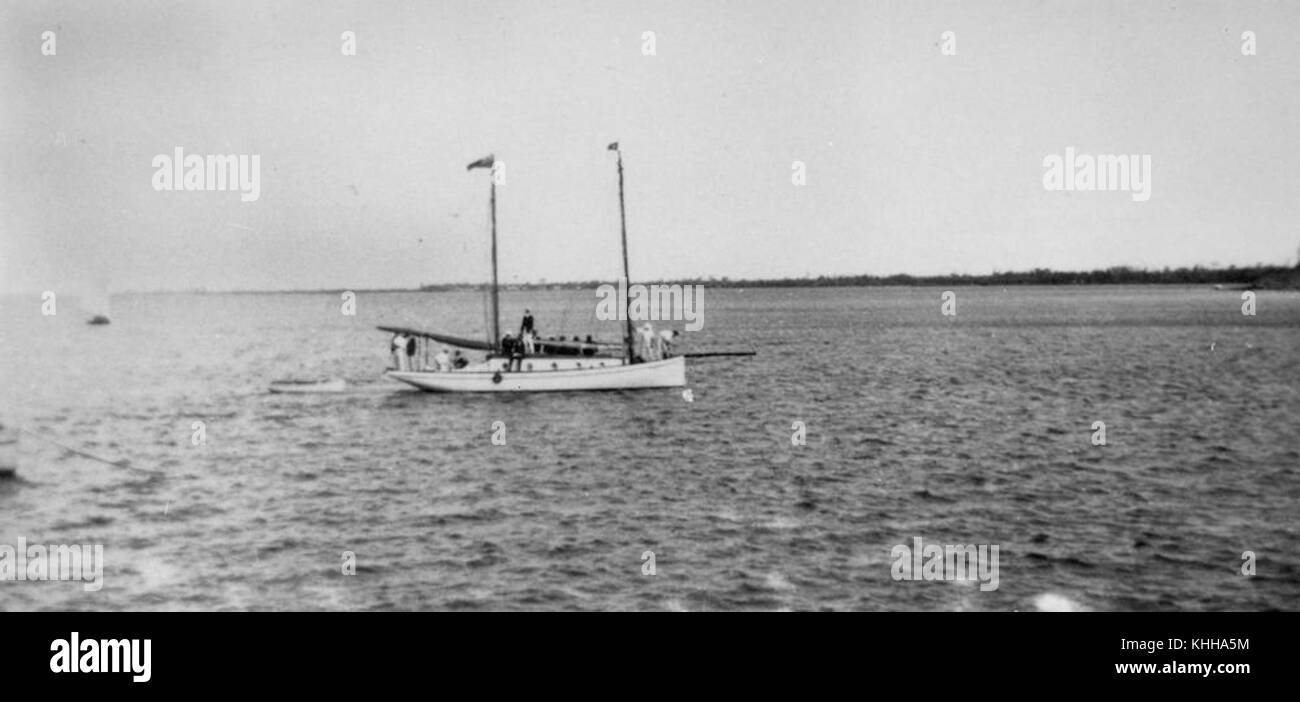 1920s yacht hi-res stock photography and images - Alamy