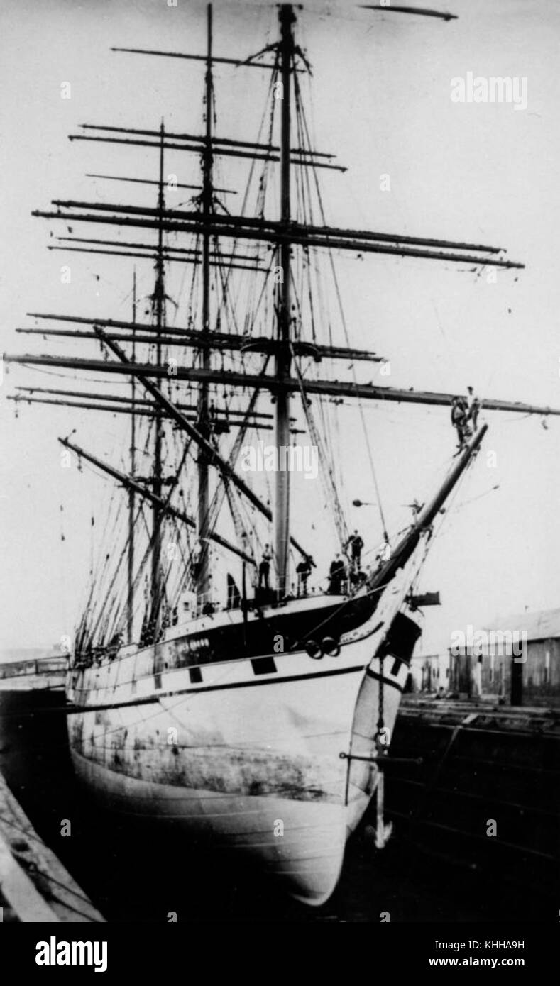 1 142075 Loch Broom (ship Stock Photo - Alamy