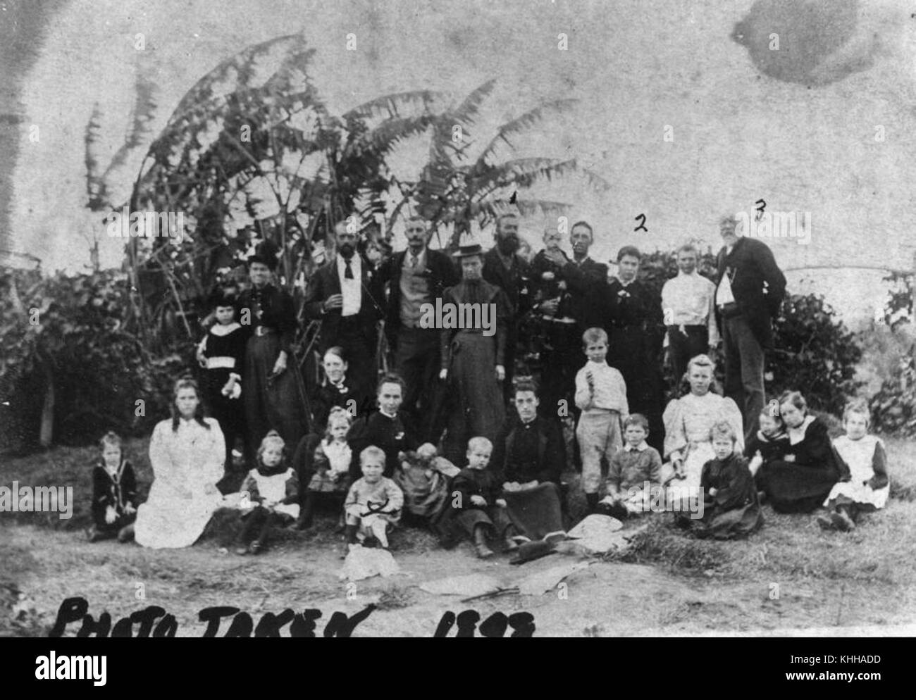 1 142859 Picnic on the Willis River near Boulia, 1898 Stock Photo - Alamy