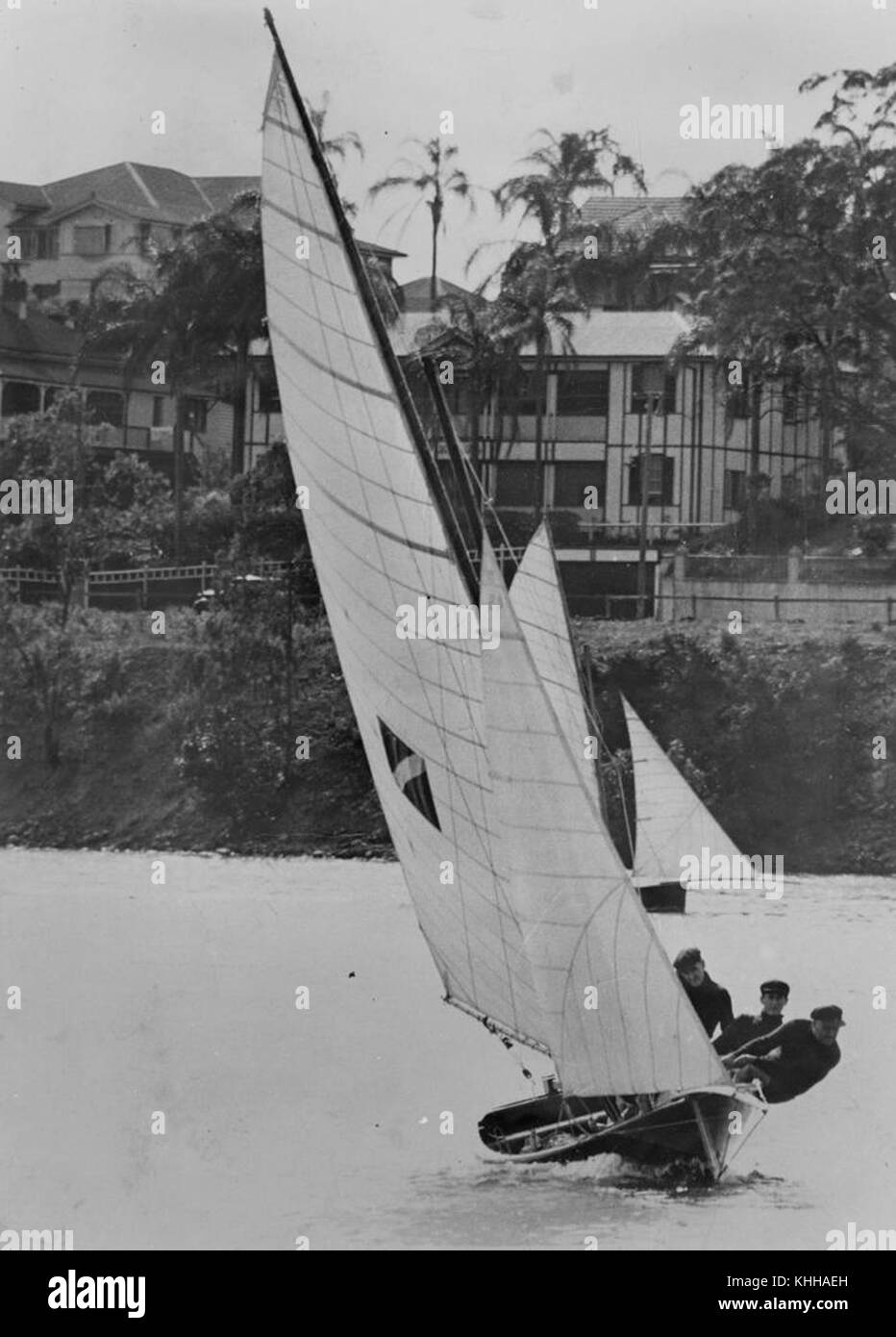 1 291979 Wally Wallace sailing Frolic on Milton Reach, Brisbane River ...