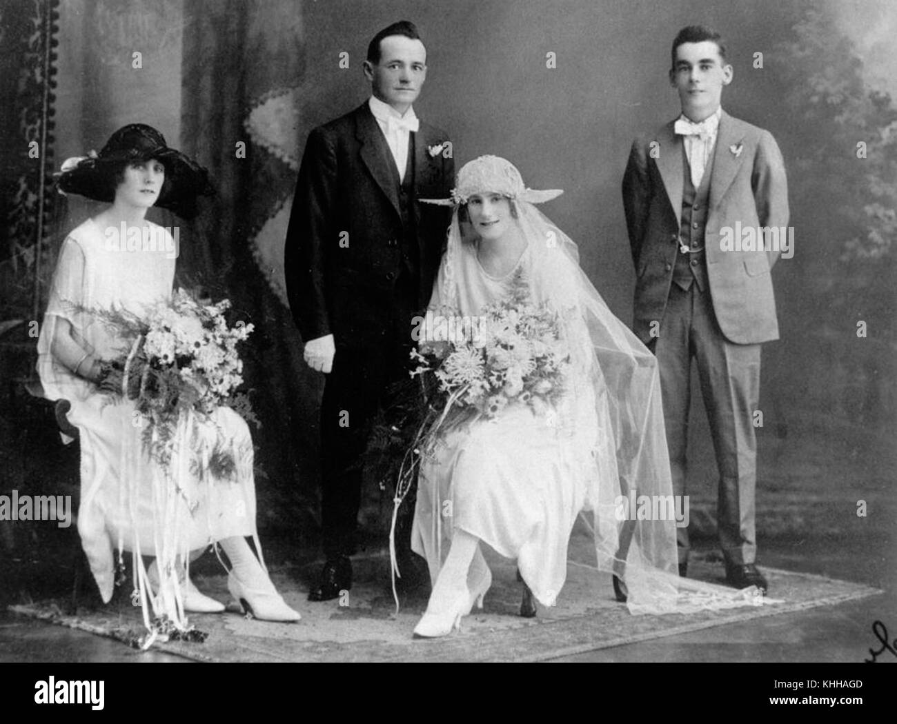 1920s party illustration hi-res stock photography and images - Alamy