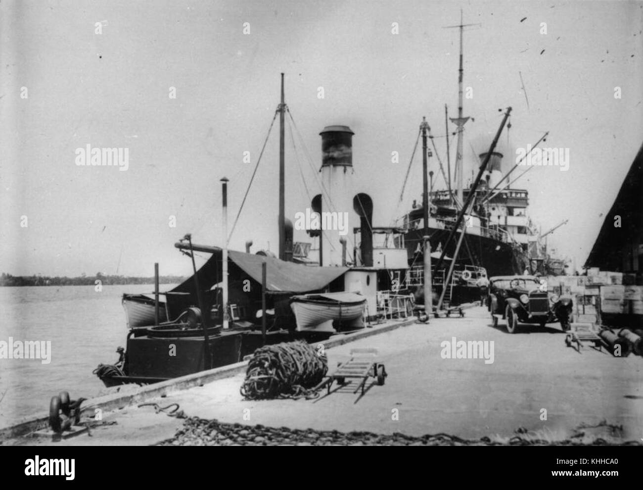 Cargo nets hi-res stock photography and images - Alamy