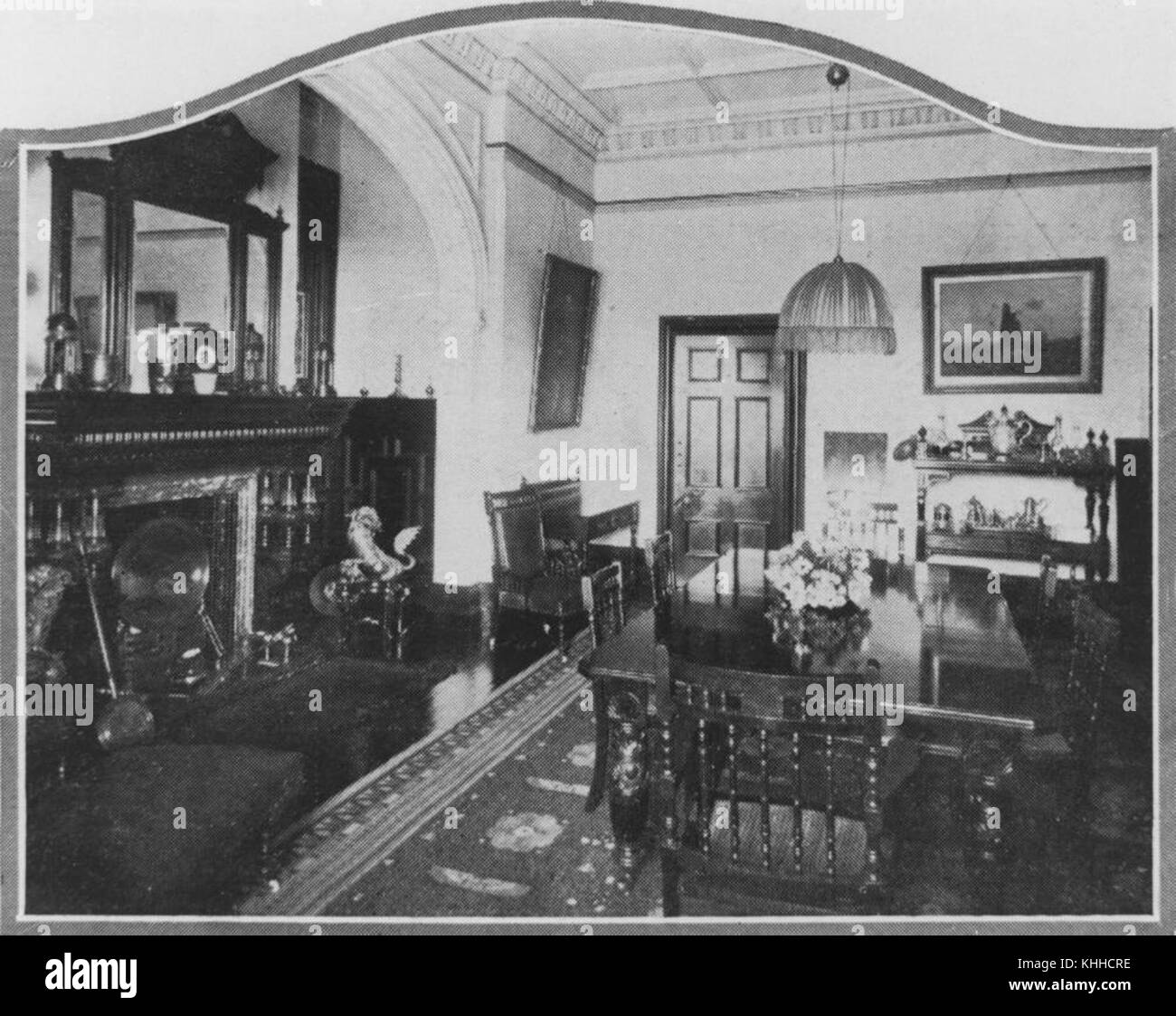 1920s living room hi-res stock photography and images - Alamy
