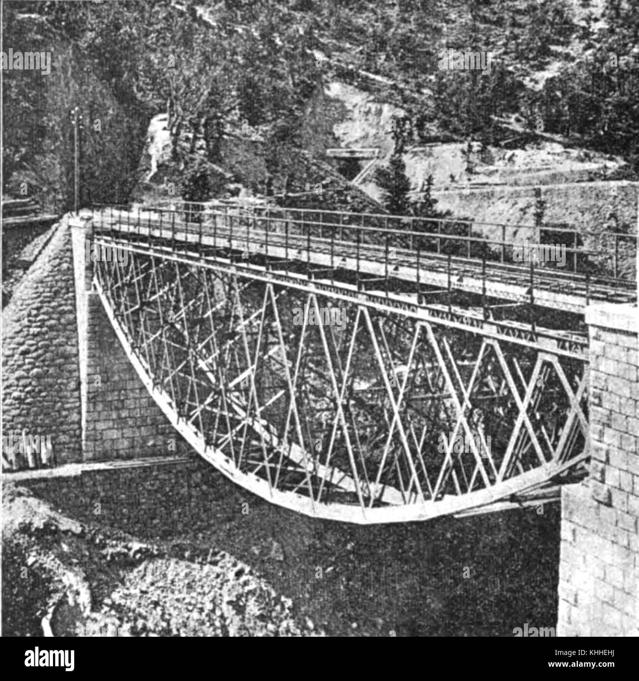 Br%%%%C3%%%%BCcke %%%%C3%%%%BCber die Lukaschlucht Stock Photo - Alamy