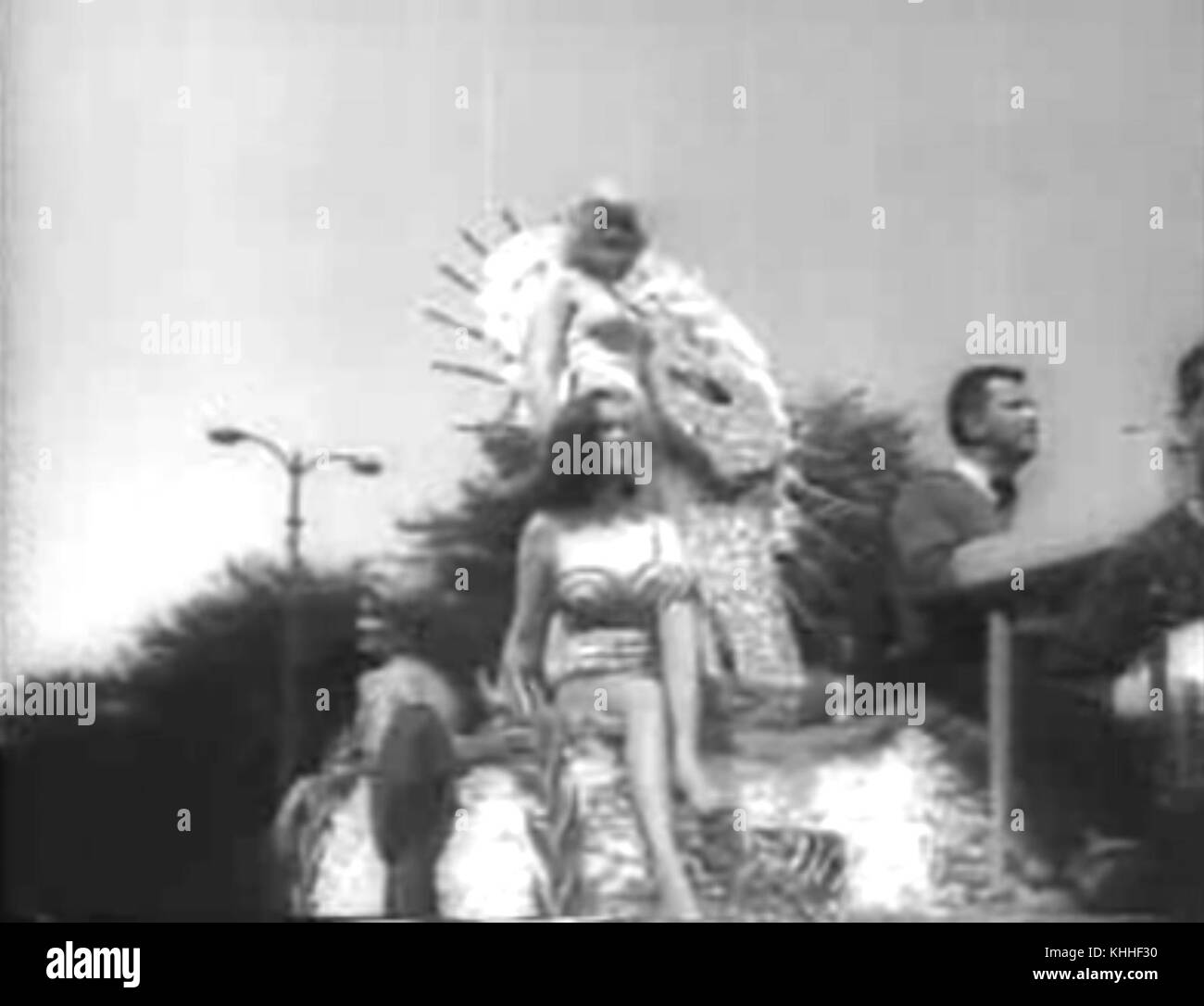 This image captures the 1960 Republican National Convention parade held ...