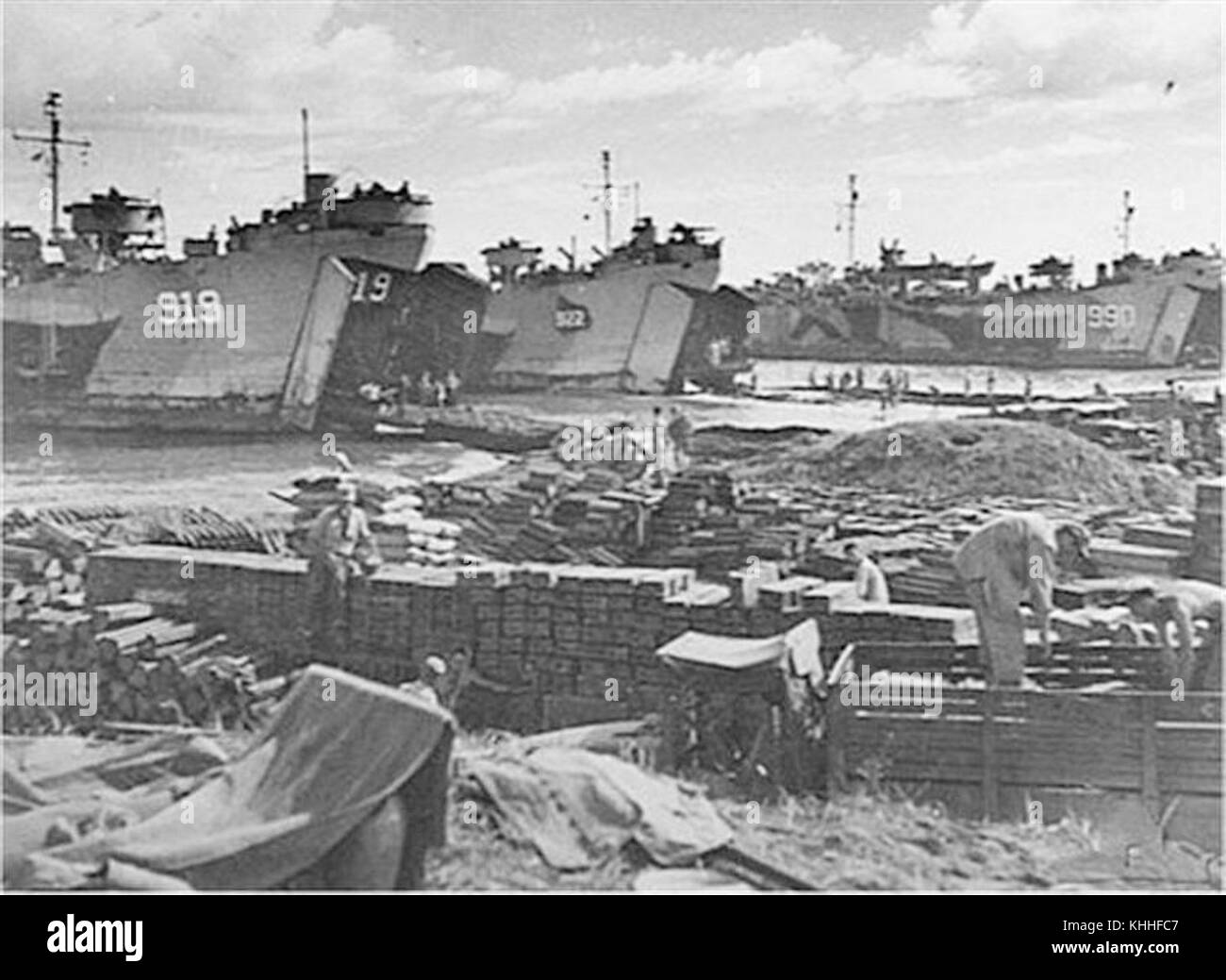 USS LST-919 Mindoro Island 15 December 1944 Stock Photo - Alamy