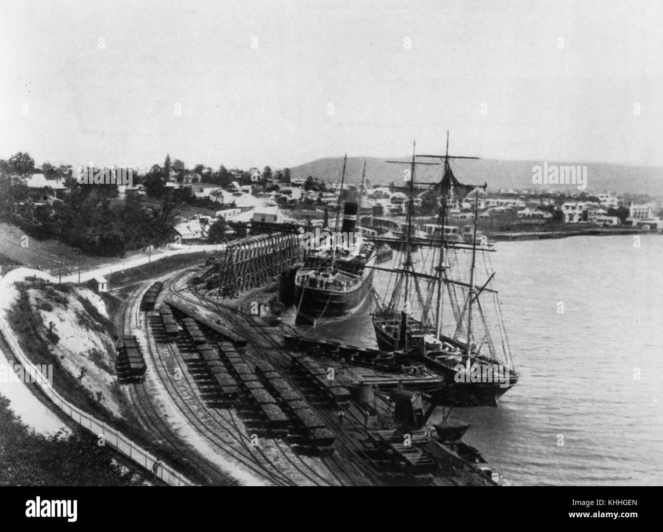 1 208898 Rail yards and ships at the South Brisbane wharves Stock Photo ...
