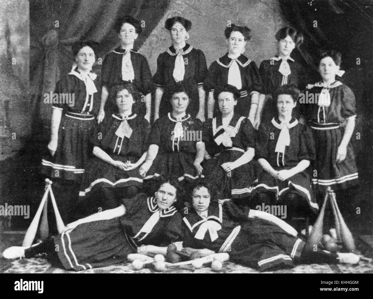 2 82799 Ladies' class of the Bundaberg Gymnasium, 1909 Stock Photo - Alamy