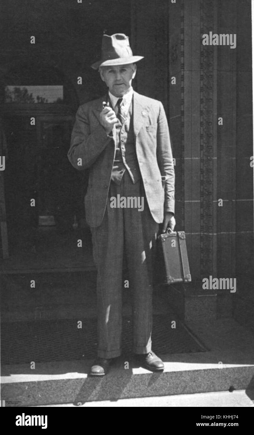 2 214312 Man in a three piece suit, smoking a pipe, 1930-1940 Stock ...